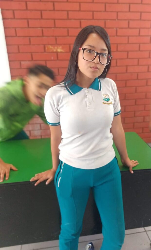 Mi amiga de la uni esta buenísima – mundopack-tv