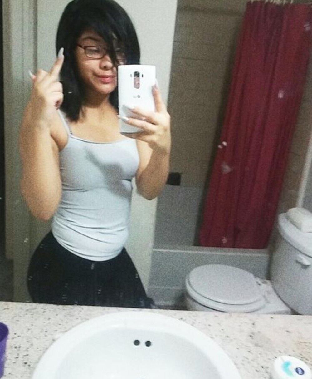 Pendejita De Lentes Follando Mundopack Tv